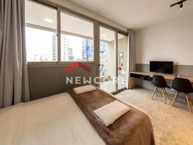 Apartamento em Rua Melo Alves Jardins São Paulo/SP