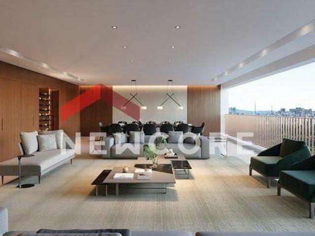 Apartamento em Rua Ministro Gabriel de Rezende Passos Moema São Paulo/SP