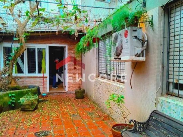 Apartamento em Rua Mucio Teixeira Menino Deus Porto Alegre/RS