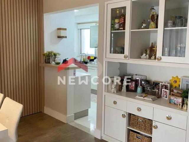 Apartamento em Rua Sacramento Vila Itapura Campinas/SP