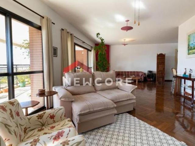 Apartamento em Rua Sales Júnior Alto da Lapa São Paulo/SP