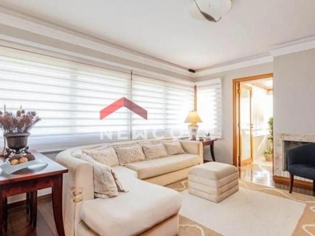 Apartamento em Rua Santa Cecília Rio Branco Porto Alegre/RS