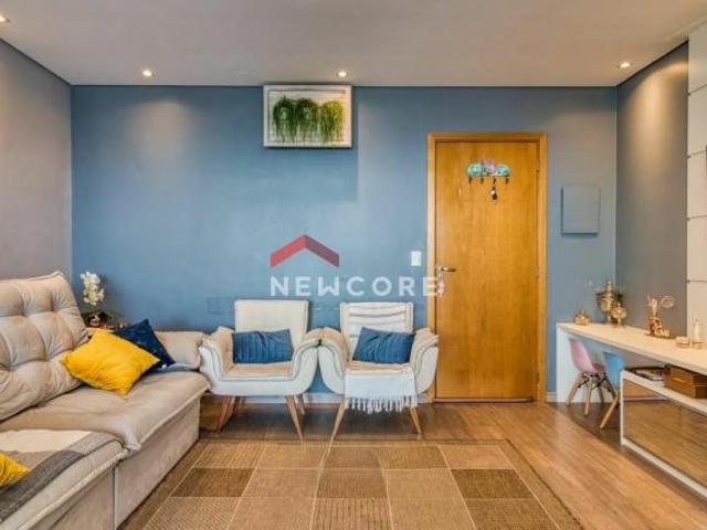 Apartamento em Rua Santa Cruz Jardim Califórnia Jacareí/SP