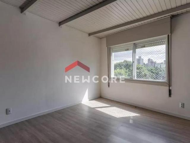 Apartamento em Rua Santa Isabel Bom Jesus Porto Alegre/RS