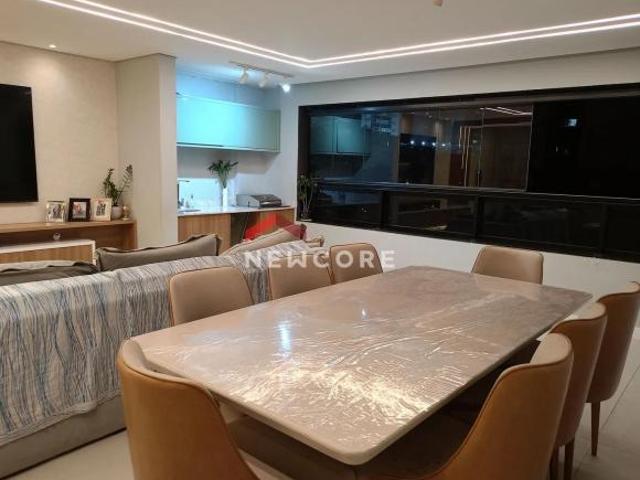 Apartamento em Rua Santa Izabel Vila Augusta Guarulhos/SP