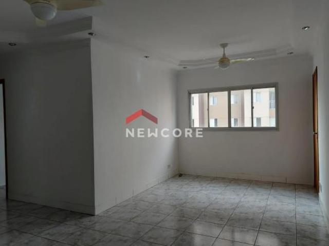 Apartamento em Rua Santa Izabel Vila Augusta Guarulhos/SP