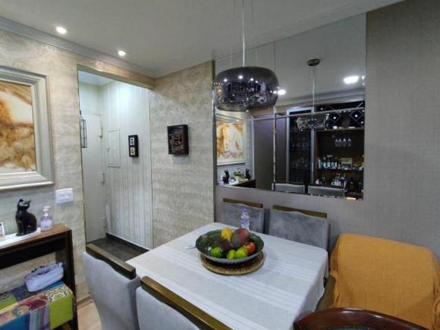 Apartamento em Rua Sílvio Barbosa Camargos Guarulhos/SP