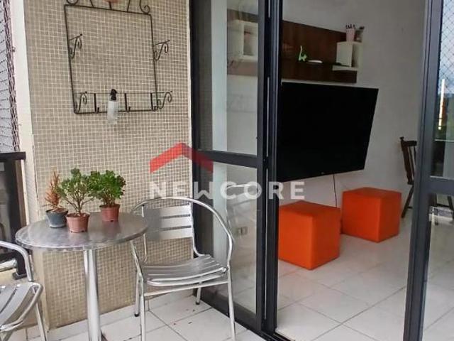 Apartamento em Rua Petrópolis Pitangueiras Guarujá/SP