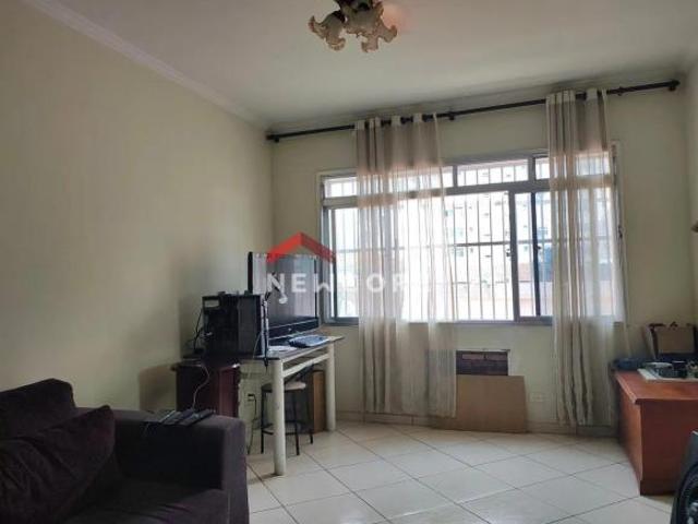 Apartamento em Rua Pedro Américo Campo Grande Santos/SP