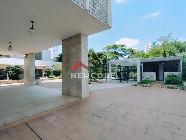 Apartamento em Rua Pedro de Toledo Vila Clementino São Paulo/SP