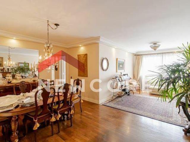 Apartamento em Rua Pedroso Alvarenga Itaim Bibi São Paulo/SP