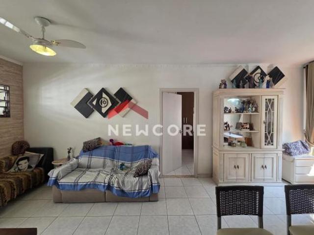 Apartamento em Rua Pero Correa Itararé São Vicente/SP