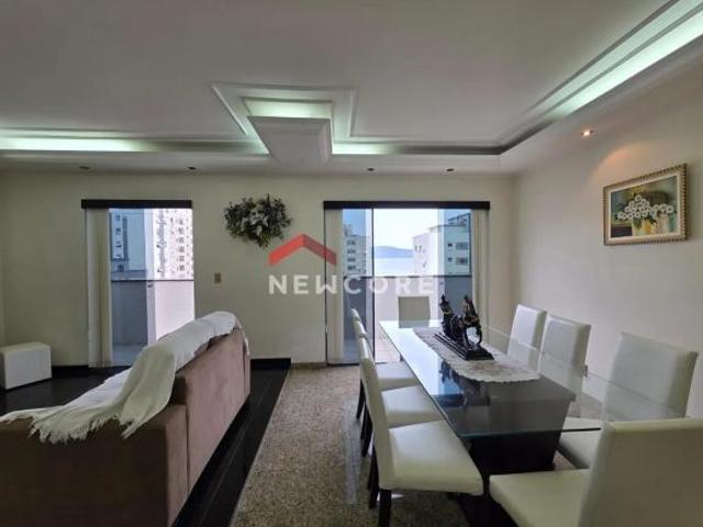 Apartamento em Rua Pero Correa Itararé São Vicente/SP