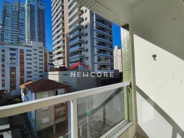 Apartamento em Rua Pernambuco Gonzaga Santos/SP