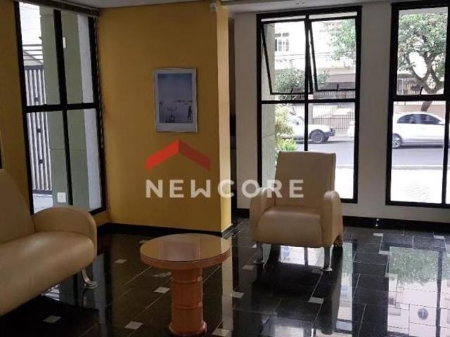 Apartamento em Rua Prefeito Hugo Cabral Centro Londrina/PR
