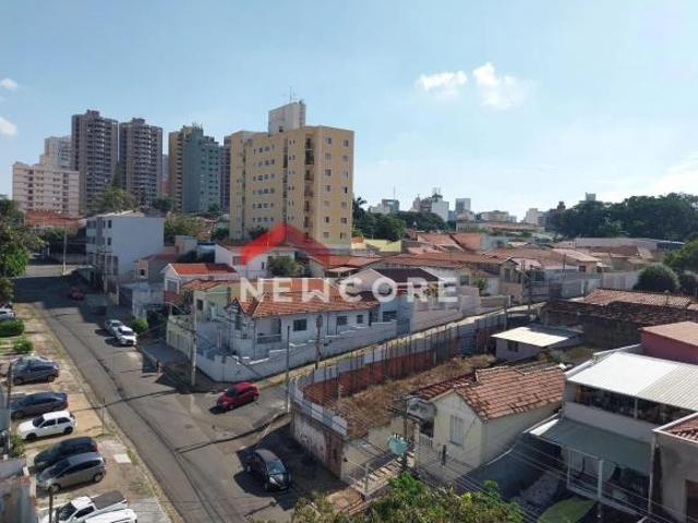 Apartamento em Rua Proença Bosque Campinas/SP