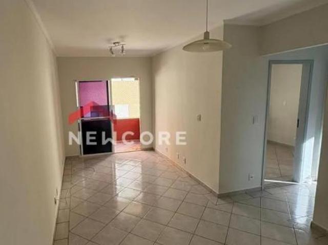Apartamento em Rua Professor Durval Guedes de Azevedo Jardim Infante Dom Henrique Bauru/SP