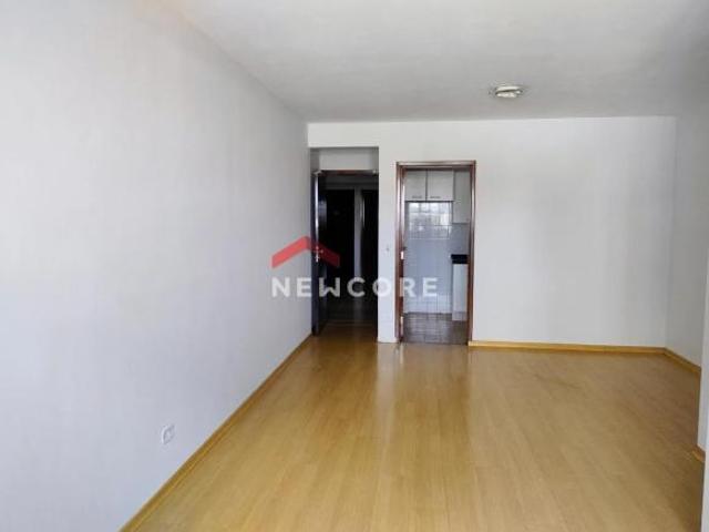 Apartamento em Rua Professor Samuel Moura Judith Londrina/PR