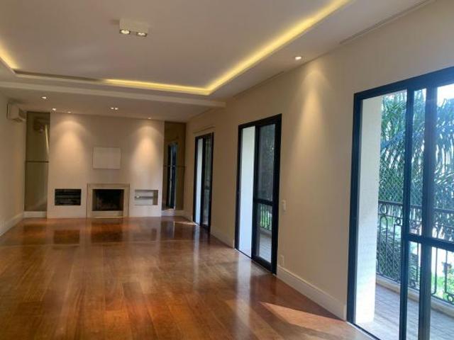 Apartamento em Rua Queluz Jardim Paulista São Paulo/SP