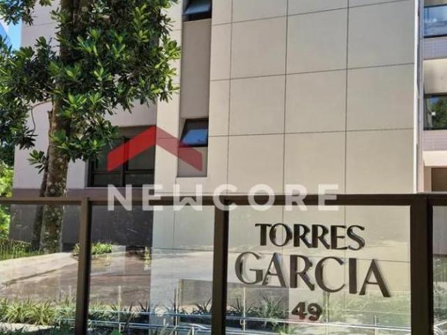 Apartamento em Rua Rosa Três Figueiras Porto Alegre/RS