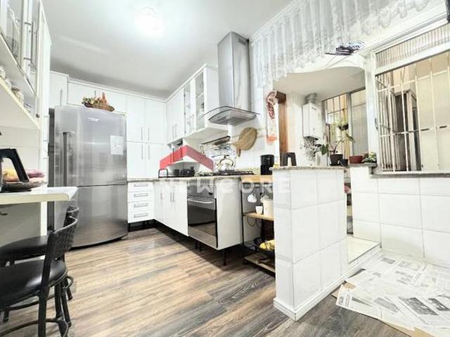 Apartamento em Rua Rafael Saadi Menino Deus Porto Alegre/RS
