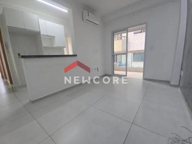 Apartamento em Rua Rui Barbosa Canto do Forte Praia Grande/SP