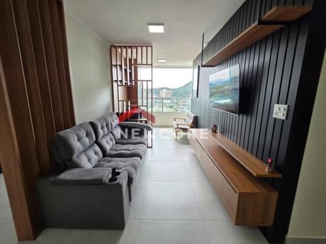 Apartamento em Rua Urca Guilhermina Praia Grande/SP