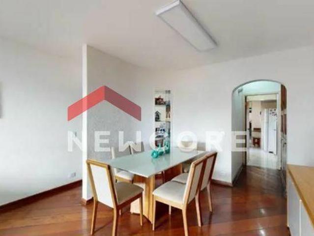 Apartamento em Rua Voluntários da Pátria Santana São Paulo/SP