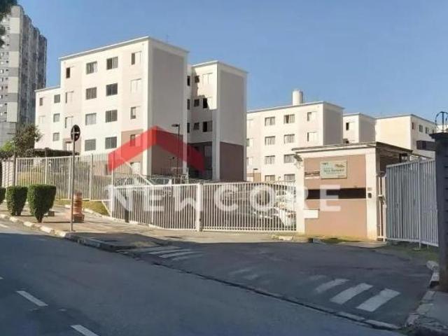 Apartamento em Rua Valdir Soares Lopes São Pedro Osasco/SP