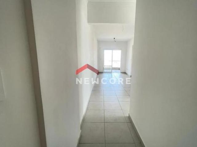 Apartamento em Rua Vinte e Três de Maio Mirim Praia Grande/SP