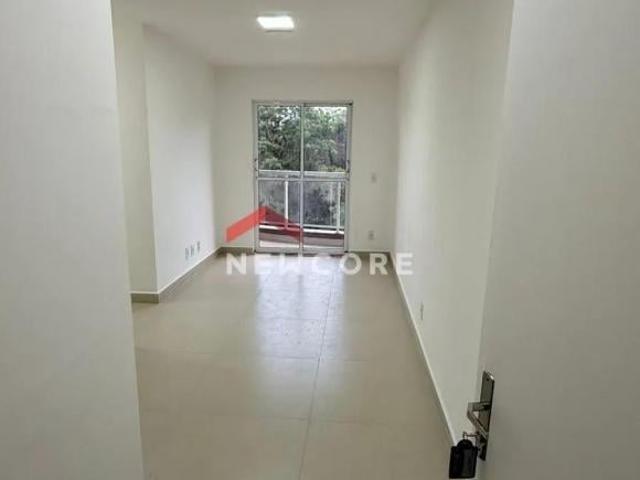 Apartamento em Rua Yolanda da Silva Gamba Jardim Samburá Bauru/SP