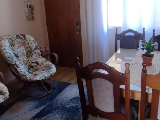 Apartamento em Rubem Berta