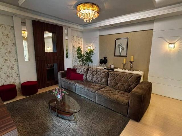 Apartamento em São João, Itajaí/SC de 109m² 3 quartos para locação R$ 5.000,00/mes