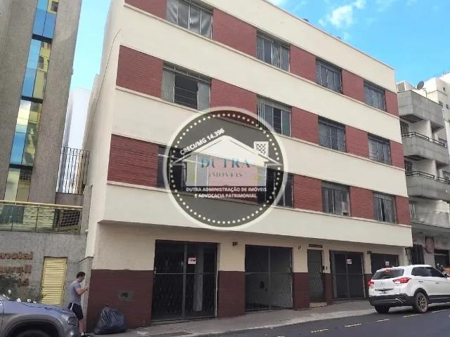Apartamento em São Mateus, Juiz de Fora/MG de 70m² 2 quartos para locação R$ 1.600,00/mes