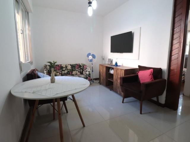 Apartamento em São Sebastião, Porto Alegre/RS de 37m² 1 quartos à venda por R$ 209.000,00