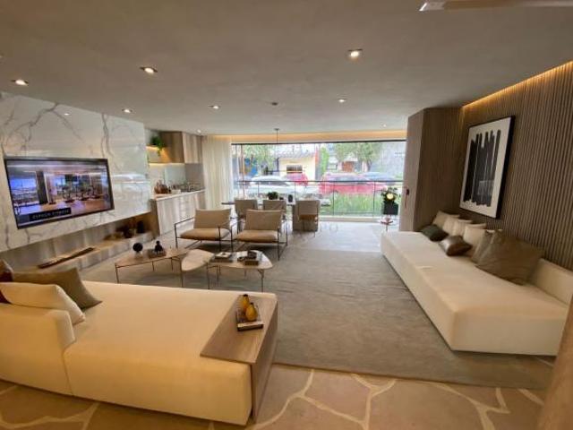 Apartamento em São Paulo SP, 3 suítes e 2 vagas