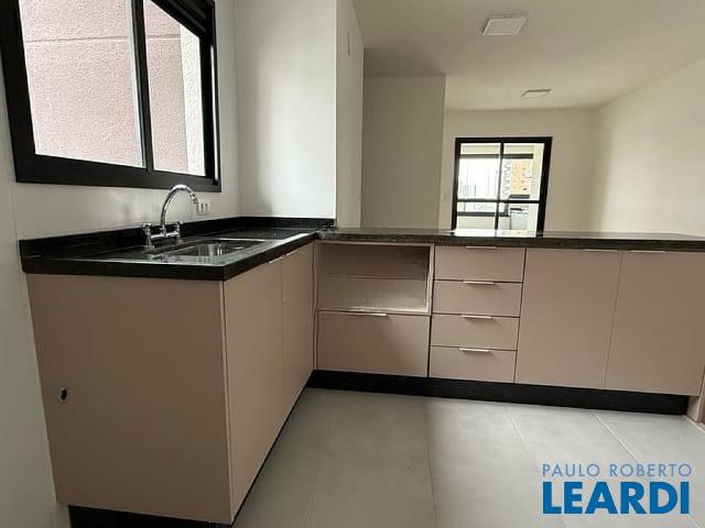 Apartamento em Santa Teresinha, Santo André, SP