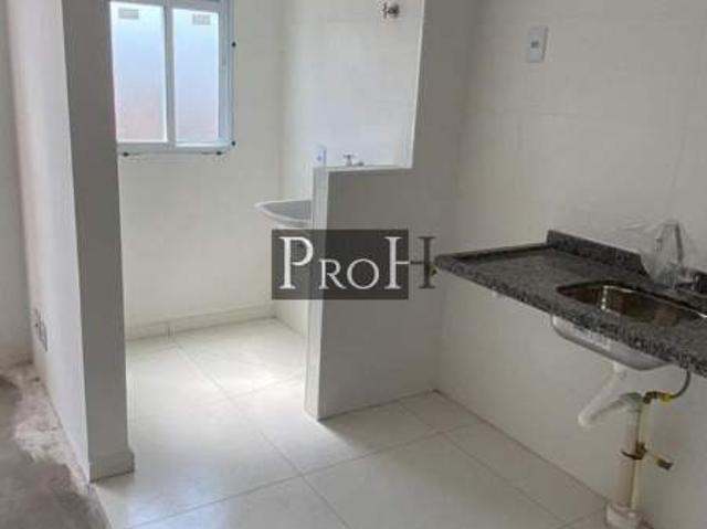 Apartamento em Santa Terezinha, São Bernardo do Campo/SP de 48m² 2 quartos à venda por R$ 360.900,00