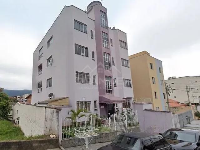 Apartamento em Santa Ângela, Poços de Caldas/MG de 118m² 2 quartos à venda por R$ 349.000,00