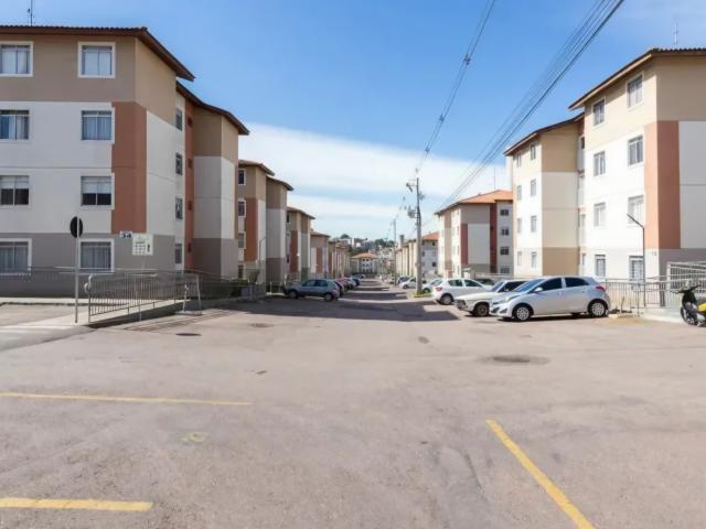 Apartamento em Santa Cândida: Conforto e Praticidade
