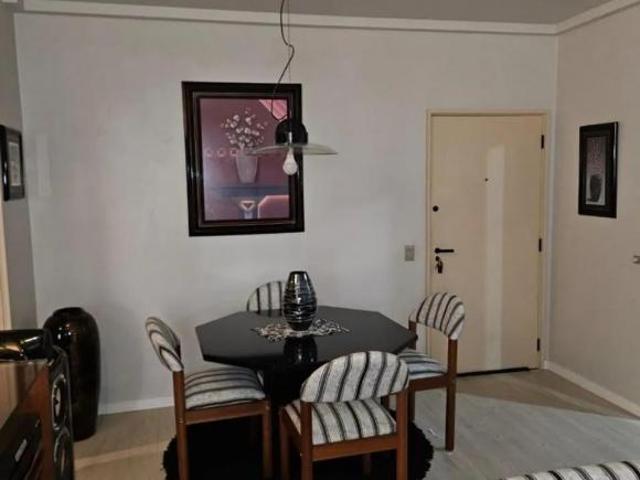 Apartamento em Santa Cecília à Venda