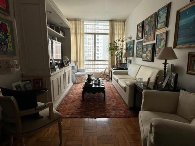 Apartamento em Santa Cecília com 126 m²!