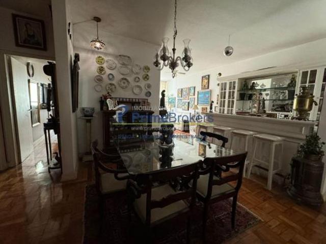Apartamento em Santa Cecília com 126m²