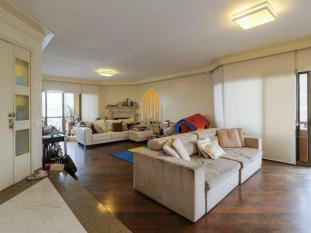 Apartamento em Santa Cecília com 270m² 4 dormitórios sendo 2 suítes, 4 banheiro