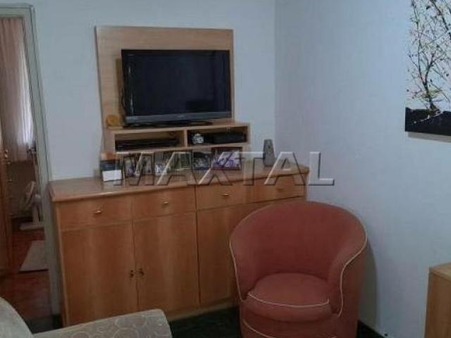 Apartamento em Santa Cecilia, dois dormitorios, cozinha, sala, banheiro e vaga