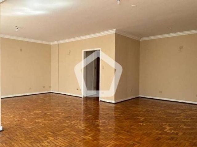 Apartamento em Santa Cecília
