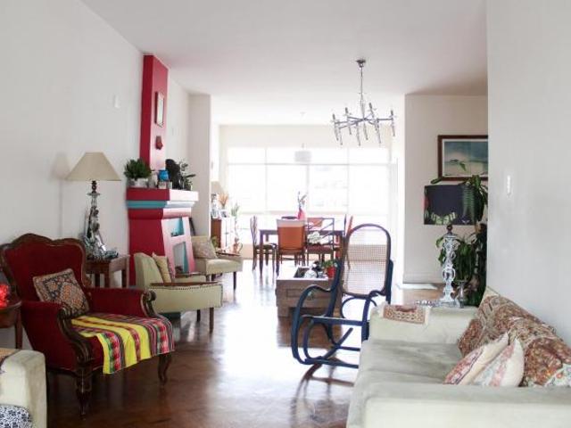 Apartamento em Santa Cecília
