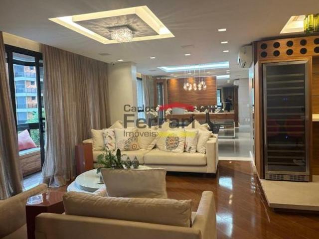 Apartamento em Santana, com 4 quartos, 4 vagas e lazer, próximo ao Colégio Imperatriz Leopoldina