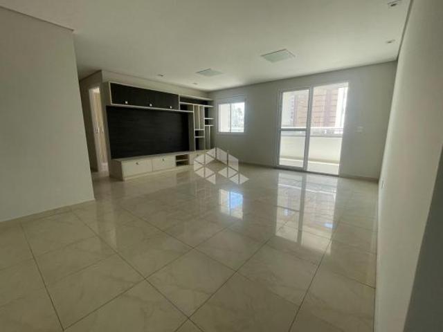 Apartamento em Santana com 2 dormitórios e 1 vaga de garagem