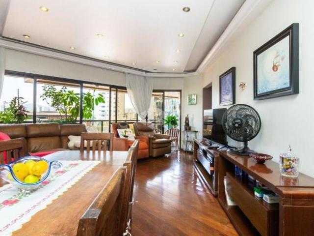 Apartamento em Santana com 3 dormitórios e 2 vagas